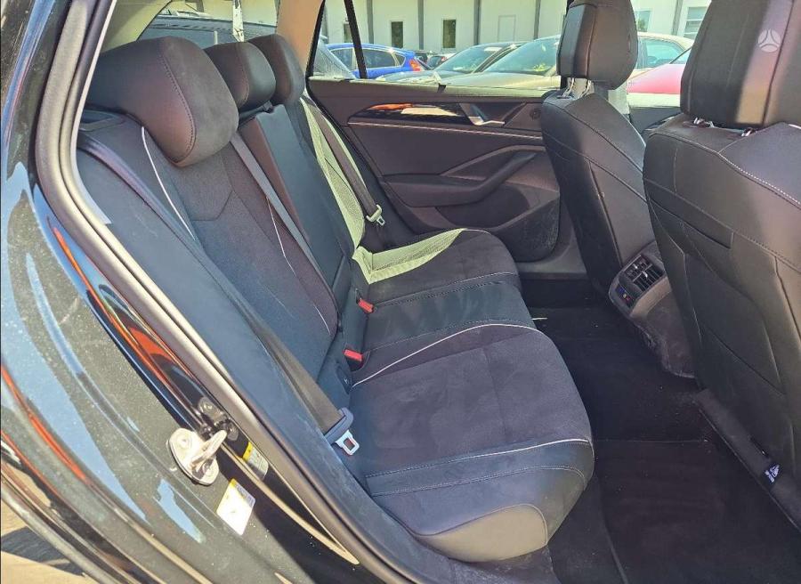 Melns Volkswagen Passat 2026 Klaipėda, ar dzinēja tilpumu 1.97 L un nobraukumu 7 tūkst. km par 11300 €, foto 7 vietnē AUTOMOTO.COM.LV