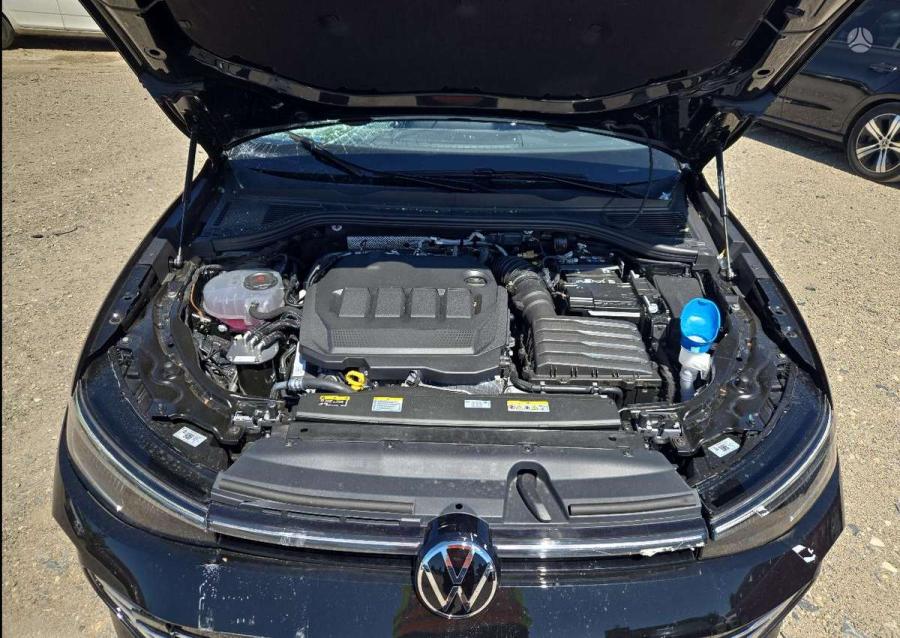 Melns Volkswagen Passat 2026 Klaipėda, ar dzinēja tilpumu 1.97 L un nobraukumu 7 tūkst. km par 11300 €, foto 9 vietnē AUTOMOTO.COM.LV