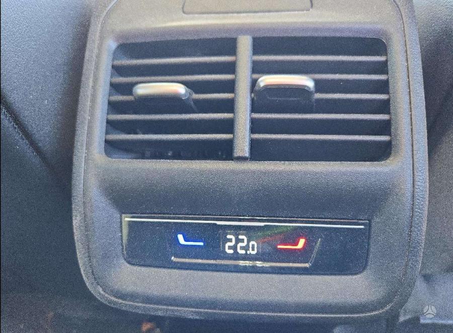 Melns Volkswagen Passat 2026 Klaipėda, ar dzinēja tilpumu 1.97 L un nobraukumu 7 tūkst. km par 11300 €, foto 13 vietnē AUTOMOTO.COM.LV