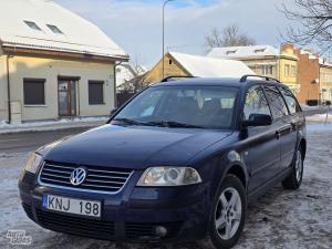 Zils Volkswagen Passat 2001 Ukmergė, ar dzinēja tilpumu 1.90 L un nobraukumu 381 tūkst. km par 1050 €, foto 3 vietnē AUTOMOTO.COM.LV