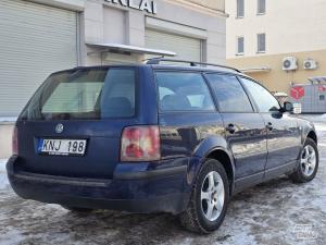 Zils Volkswagen Passat 2001 Ukmergė, ar dzinēja tilpumu 1.90 L un nobraukumu 381 tūkst. km par 1050 €, foto 7 vietnē AUTOMOTO.COM.LV