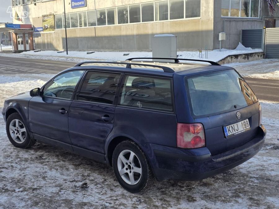 Zils Volkswagen Passat 2001 Ukmergė, ar dzinēja tilpumu 1.90 L un nobraukumu 381 tūkst. km par 1050 €, foto 8 vietnē AUTOMOTO.COM.LV