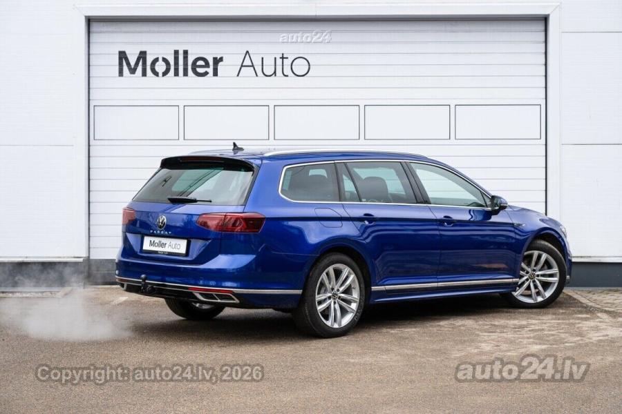 Blue Volkswagen Passat 2021 in Riga, with an engine capacity of 2.00 L and mileage of 162 thousand km for 24236 €, photo 3 on AUTOMOTO.COM.LV
