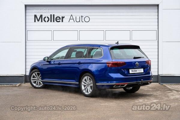 Blue Volkswagen Passat 2021 in Riga, with an engine capacity of 2.00 L and mileage of 162 thousand km for 24236 €, photo 4 on AUTOMOTO.COM.LV