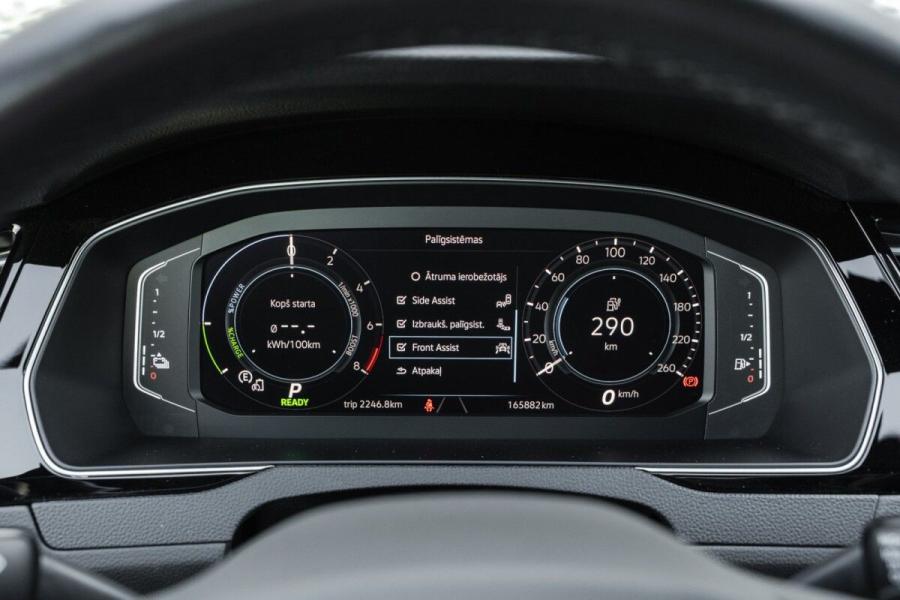 Zils Volkswagen Passat 2021 Mārupe, ar dzinēja tilpumu 1.40 L un nobraukumu 166 tūkst. km par 19850 €, foto 18 vietnē AUTOMOTO.COM.LV