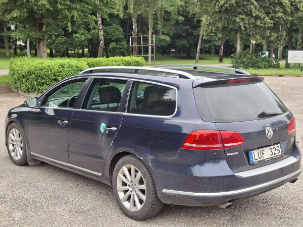 Zils Volkswagen Passat 2011 Šilutė, ar dzinēja tilpumu 1.97 L un nobraukumu 300 tūkst. km par 3000 €, foto 3 vietnē AUTOMOTO.COM.LV