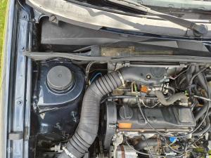 Blue Volkswagen Passat 1991 in Kaunas, with an engine capacity of 1.78 L and mileage of 94 thousand km for 2200 €, photo 29 on AUTOMOTO.COM.LV