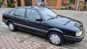 Blue Volkswagen Passat 1991 in Kaunas, with an engine capacity of 1.78 L and mileage of 94 thousand km for 2200 €, photo 36 on AUTOMOTO.COM.LV