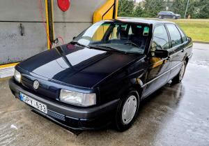 Blue Volkswagen Passat 1991 in Kaunas, with an engine capacity of 1.78 L and mileage of 94 thousand km for 2200 €, photo 39 on AUTOMOTO.COM.LV
