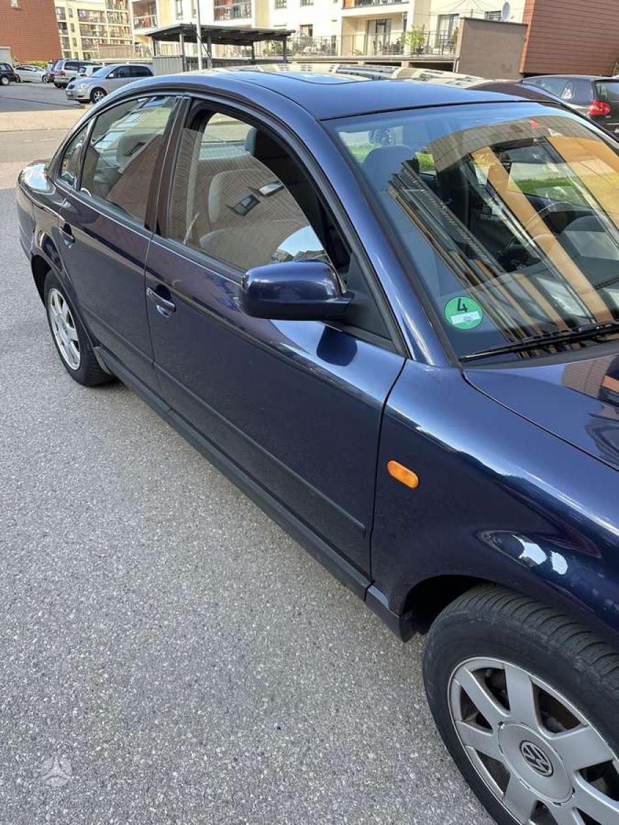 Zils Volkswagen Passat 1997 Viļņa, ar dzinēja tilpumu 1.90 L un nobraukumu 154 tūkst. km par 2750 €, foto 8 vietnē AUTOMOTO.COM.LV