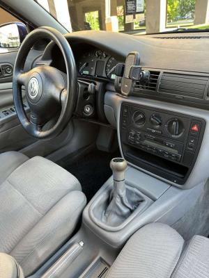 Zils Volkswagen Passat 1997 Viļņa, ar dzinēja tilpumu 1.90 L un nobraukumu 154 tūkst. km par 2750 €, foto 15 vietnē AUTOMOTO.COM.LV