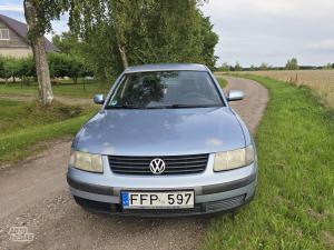 Zils Volkswagen Passat 1997 Šakiai, ar dzinēja tilpumu 1.90 L un nobraukumu 346 tūkst. km par 500 €, foto 3 vietnē AUTOMOTO.COM.LV