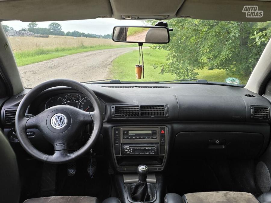 Zils Volkswagen Passat 1997 Šakiai, ar dzinēja tilpumu 1.90 L un nobraukumu 346 tūkst. km par 500 €, foto 10 vietnē AUTOMOTO.COM.LV