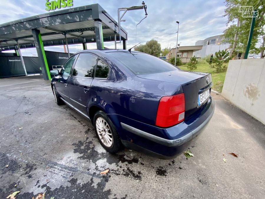 Zils Volkswagen Passat 1997 Šauļi, ar dzinēja tilpumu 1.60 L un nobraukumu 288 tūkst. km par 699 €, foto 6 vietnē AUTOMOTO.COM.LV