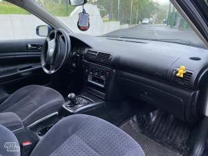 Zils Volkswagen Passat 1997 Šauļi, ar dzinēja tilpumu 1.60 L un nobraukumu 288 tūkst. km par 699 €, foto 8 vietnē AUTOMOTO.COM.LV