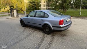 Blue Volkswagen Passat 1998 in Vilnius, with an engine capacity of 1.80 L and mileage of 298 thousand km for 1250 €, photo 8 on AUTOMOTO.COM.LV