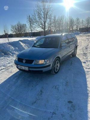 Blue Volkswagen Passat 1999 in Vilnius, with an engine capacity of 1.90 L and mileage of 340 thousand km for 1400 €, photo  on AUTOMOTO.COM.LV