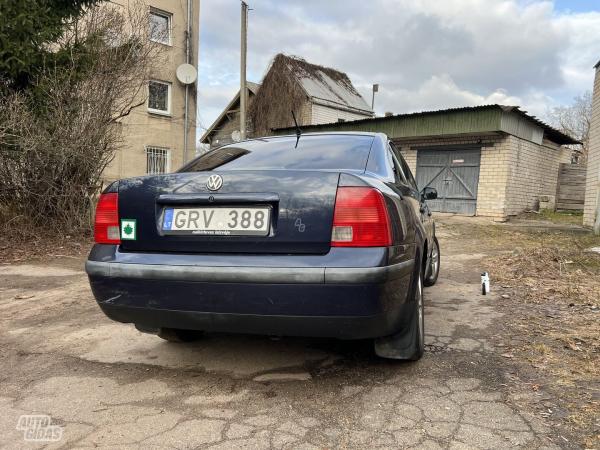 Blue Volkswagen Passat 1999 in Vilnius, with an engine capacity of 1.90 L and mileage of 282 thousand km for 1600 €, photo 8 on AUTOMOTO.COM.LV
