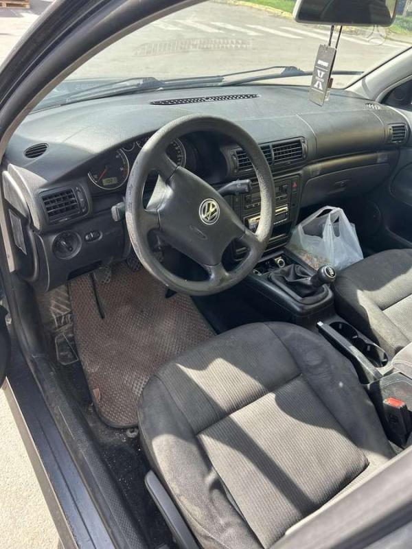 Zils Volkswagen Passat 1999 Prienai, ar dzinēja tilpumu 1.90 L un nobraukumu 467 tūkst. km par 850 €, foto 3 vietnē AUTOMOTO.COM.LV