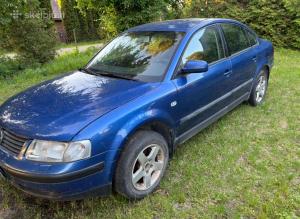 Синий Фольксваген Пассат 2000 в Каунас, объемом двигателя 1.90 л и пробегом 280 тыс. км за 700 €, фото  на AUTOMOTO.COM.LV