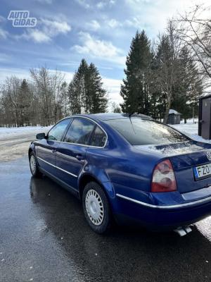 Zils Volkswagen Passat 2001 Raseiniai, ar dzinēja tilpumu 1.90 L un nobraukumu 325 tūkst. km par 1600 €, foto 6 vietnē AUTOMOTO.COM.LV
