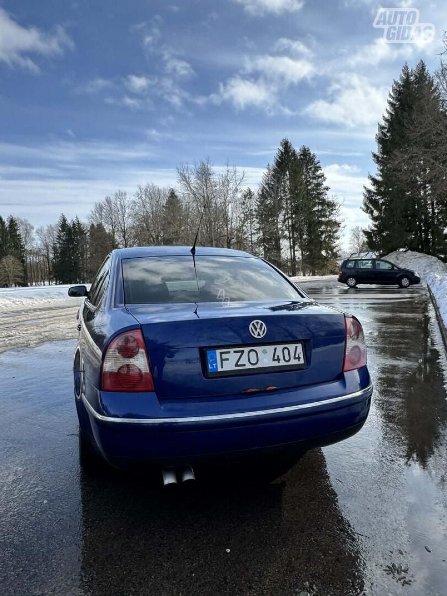 Zils Volkswagen Passat 2001 Raseiniai, ar dzinēja tilpumu 1.90 L un nobraukumu 325 tūkst. km par 1600 €, foto 7 vietnē AUTOMOTO.COM.LV