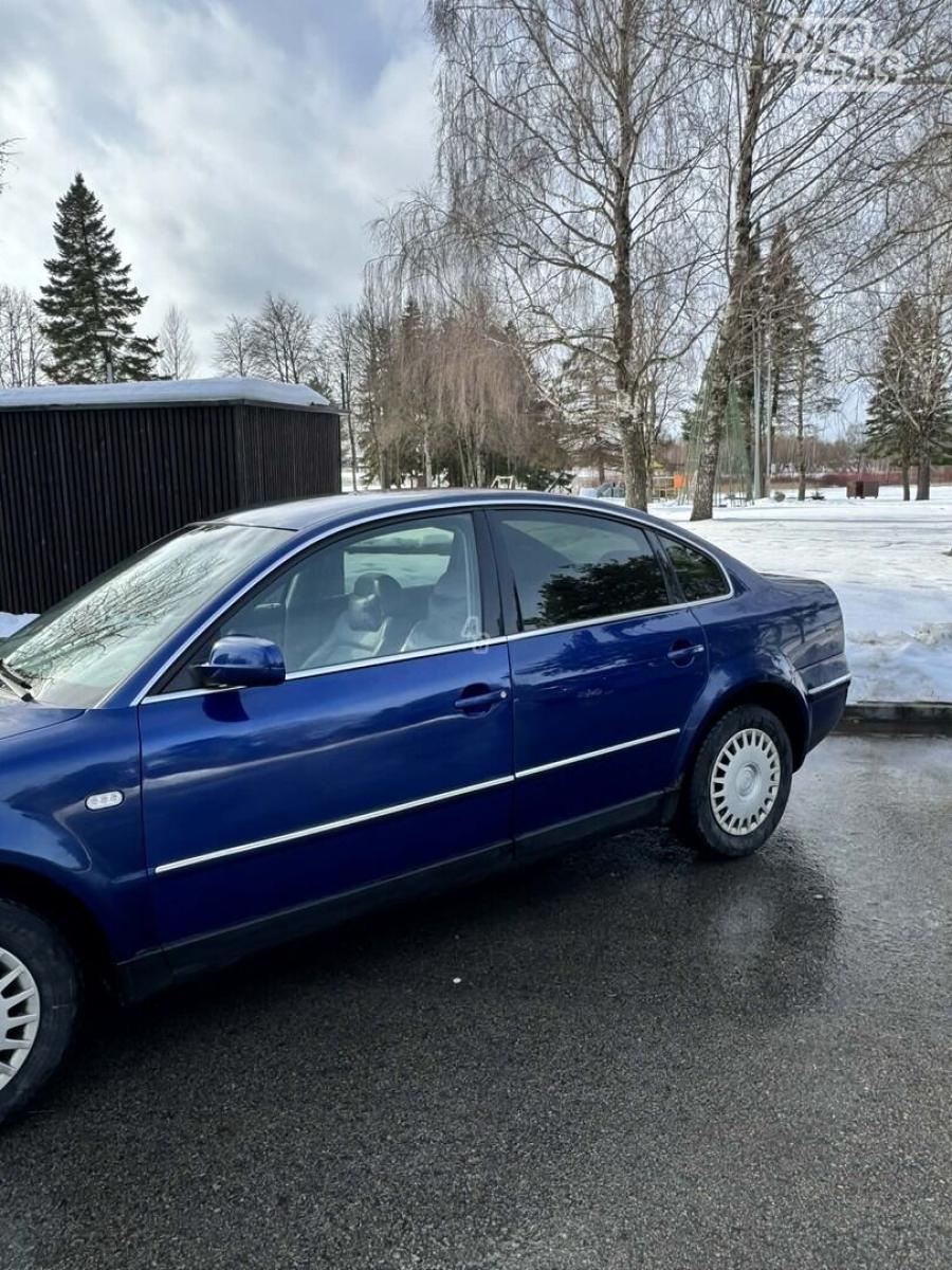 Zils Volkswagen Passat 2001 Raseiniai, ar dzinēja tilpumu 1.90 L un nobraukumu 325 tūkst. km par 1600 €, foto 11 vietnē AUTOMOTO.COM.LV