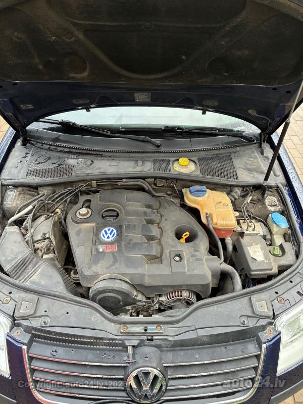 Zils Volkswagen Passat 2001 Paide, ar dzinēja tilpumu 1.90 L un nobraukumu 393 tūkst. km par 1300 €, foto 9 vietnē AUTOMOTO.COM.LV