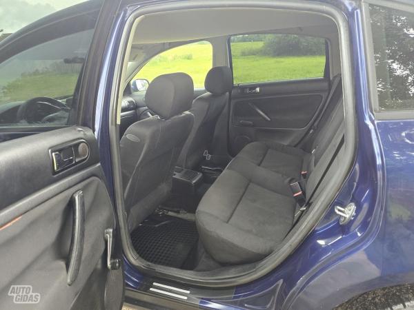 Blue Volkswagen Passat 2002 in Plunge, with an engine capacity of 1.90 L and mileage of 390 thousand km for 1250 €, photo 9 on AUTOMOTO.COM.LV