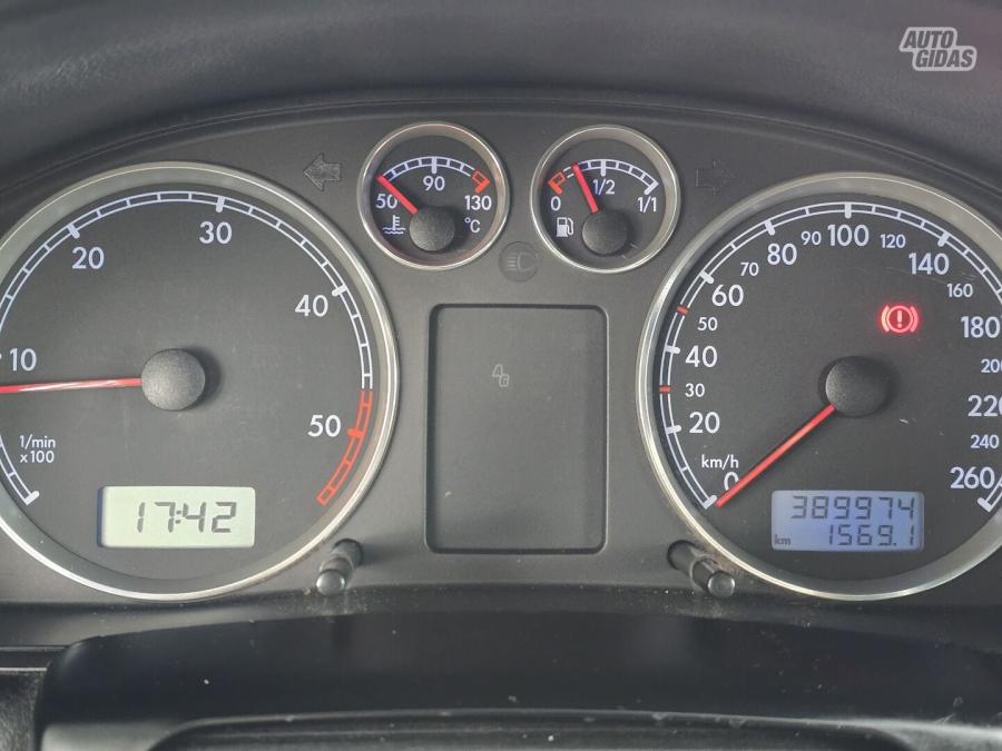 Zils Volkswagen Passat 2002 Plungė, ar dzinēja tilpumu 1.90 L un nobraukumu 390 tūkst. km par 1250 €, foto 13 vietnē AUTOMOTO.COM.LV