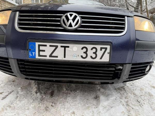 Zils Volkswagen Passat 2003 Kauņa, ar dzinēja tilpumu 1.90 L un nobraukumu 340 tūkst. km par 950 €, foto 3 vietnē AUTOMOTO.COM.LV