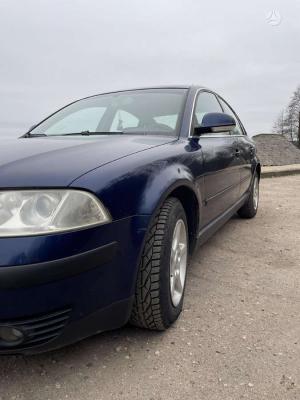 Zils Volkswagen Passat 2004 Kauņa, ar dzinēja tilpumu 1.90 L un nobraukumu 320 tūkst. km par 1300 €, foto 2 vietnē AUTOMOTO.COM.LV