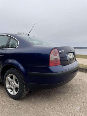 Zils Volkswagen Passat 2004 Kauņa, ar dzinēja tilpumu 1.90 L un nobraukumu 320 tūkst. km par 1300 €, foto 9 vietnē AUTOMOTO.COM.LV