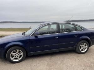 Zils Volkswagen Passat 2004 Kauņa, ar dzinēja tilpumu 1.90 L un nobraukumu 320 tūkst. km par 1300 €, foto 10 vietnē AUTOMOTO.COM.LV