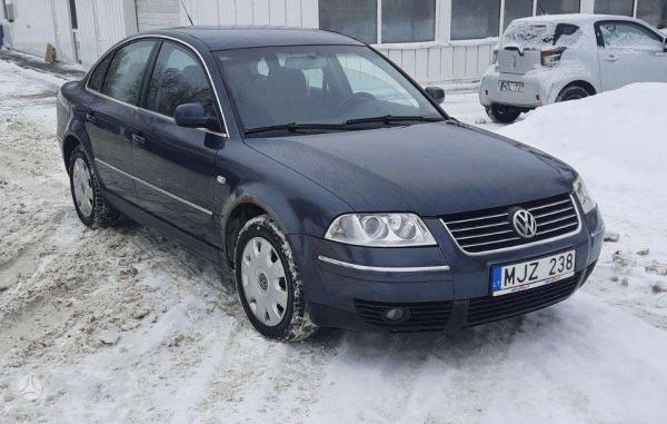Zils Volkswagen Passat 2004 Viļņa, ar dzinēja tilpumu 1.90 L un nobraukumu 322 tūkst. km par 1350 €, foto 1 vietnē AUTOMOTO.COM.LV