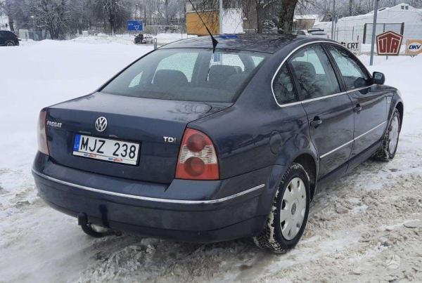 Zils Volkswagen Passat 2004 Viļņa, ar dzinēja tilpumu 1.90 L un nobraukumu 322 tūkst. km par 1350 €, foto 6 vietnē AUTOMOTO.COM.LV