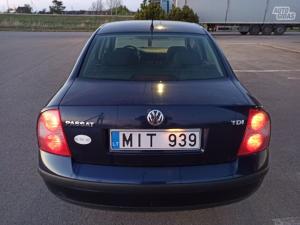 Blue Volkswagen Passat 2004 in Vilnius, with an engine capacity of 1.90 L and mileage of 333 thousand km for 1400 €, photo 5 on AUTOMOTO.COM.LV