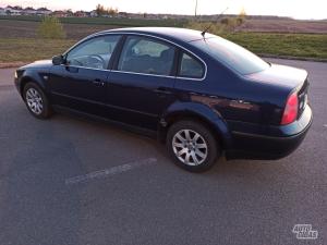 Blue Volkswagen Passat 2004 in Vilnius, with an engine capacity of 1.90 L and mileage of 333 thousand km for 1400 €, photo 14 on AUTOMOTO.COM.LV