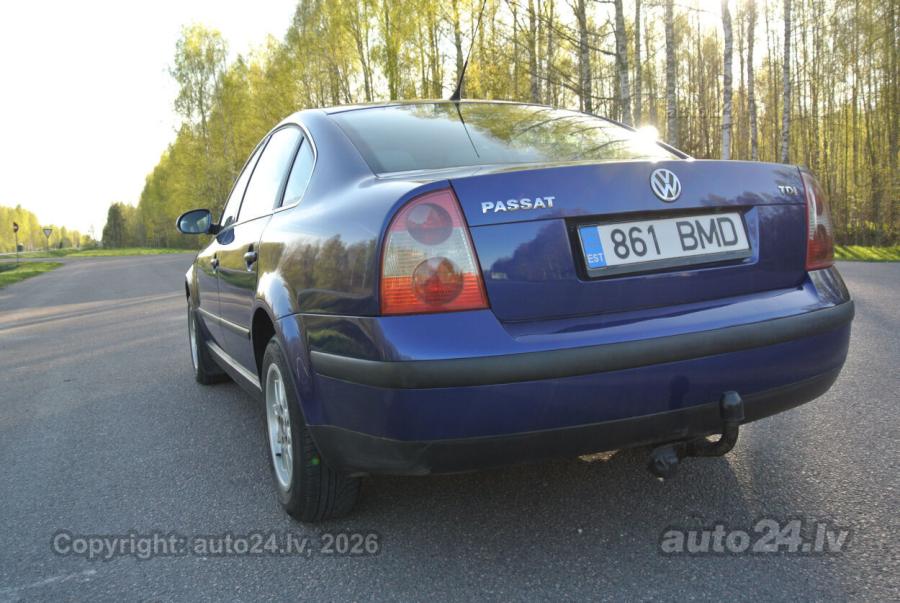 Blue Volkswagen Passat 2004 in Tallinn, with an engine capacity of 1.90 L and mileage of 290 thousand km for 3300 €, photo 4 on AUTOMOTO.COM.LV
