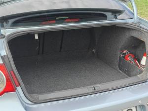 Синий Фольксваген Пассат 2005 в Йыгева, объемом двигателя 2.00 л и пробегом 217 тыс. км за 700 €, фото 16 на AUTOMOTO.COM.LV