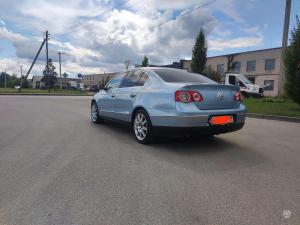 Zils Volkswagen Passat 2005 Kauņa, ar dzinēja tilpumu 1.97 L un nobraukumu 291 tūkst. km par 2080 €, foto 3 vietnē AUTOMOTO.COM.LV