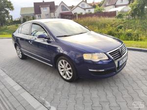 Blue Volkswagen Passat 2005 in Telschi, with an engine capacity of 2.00 L and mileage of 153 thousand km for 1750 €, photo 4 on AUTOMOTO.COM.LV