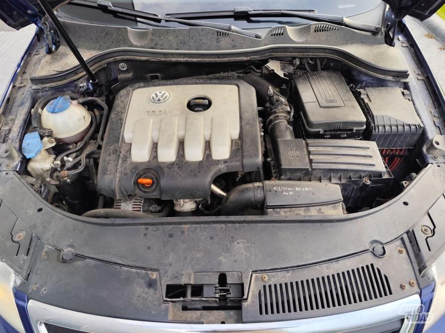 Blue Volkswagen Passat 2005 in Telschi, with an engine capacity of 2.00 L and mileage of 153 thousand km for 1750 €, photo 18 on AUTOMOTO.COM.LV
