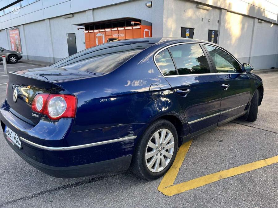 Zils Volkswagen Passat 2005 Viļņa, ar dzinēja tilpumu 1.97 L un nobraukumu 344 tūkst. km par 1150 €, foto 4 vietnē AUTOMOTO.COM.LV