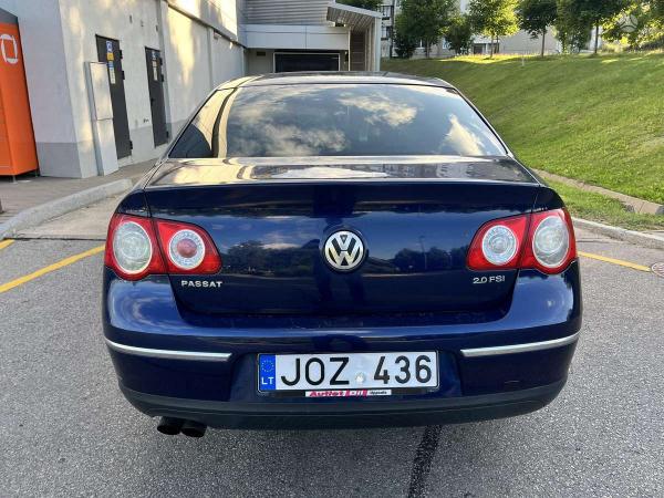 Zils Volkswagen Passat 2005 Viļņa, ar dzinēja tilpumu 1.97 L un nobraukumu 344 tūkst. km par 1150 €, foto 4 vietnē AUTOMOTO.COM.LV