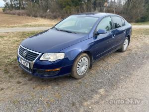 Blue Volkswagen Passat 2006 in Rakvere, with an engine capacity of 2.00 L and mileage of 179 thousand km for 700 €, photo  on AUTOMOTO.COM.LV