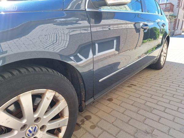 Zils Volkswagen Passat 2006 Vilkaviškis, ar dzinēja tilpumu 1.90 L un nobraukumu 420 tūkst. km par 550 €, foto 9 vietnē AUTOMOTO.COM.LV