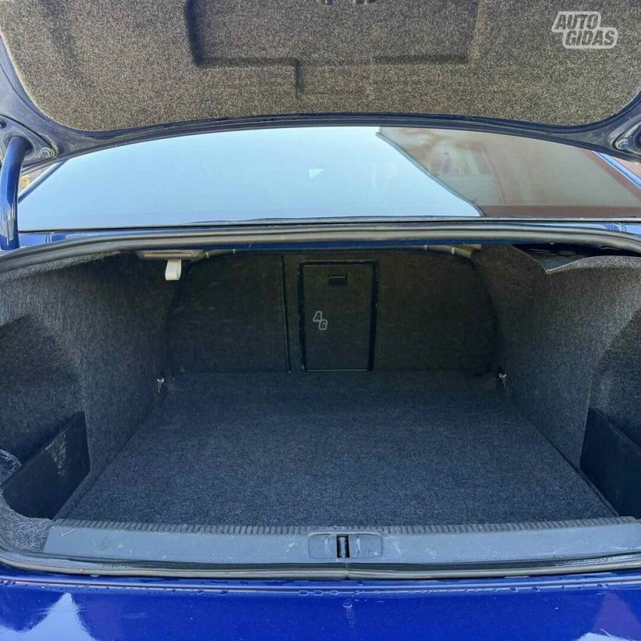 Zils Volkswagen Passat 2006 Kaišiadorys, ar dzinēja tilpumu 2.00 L un nobraukumu 290 tūkst. km par 2950 €, foto 23 vietnē AUTOMOTO.COM.LV