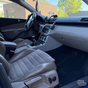 Zils Volkswagen Passat 2006 Kaišiadorys, ar dzinēja tilpumu 2.00 L un nobraukumu 290 tūkst. km par 2950 €, foto 27 vietnē AUTOMOTO.COM.LV