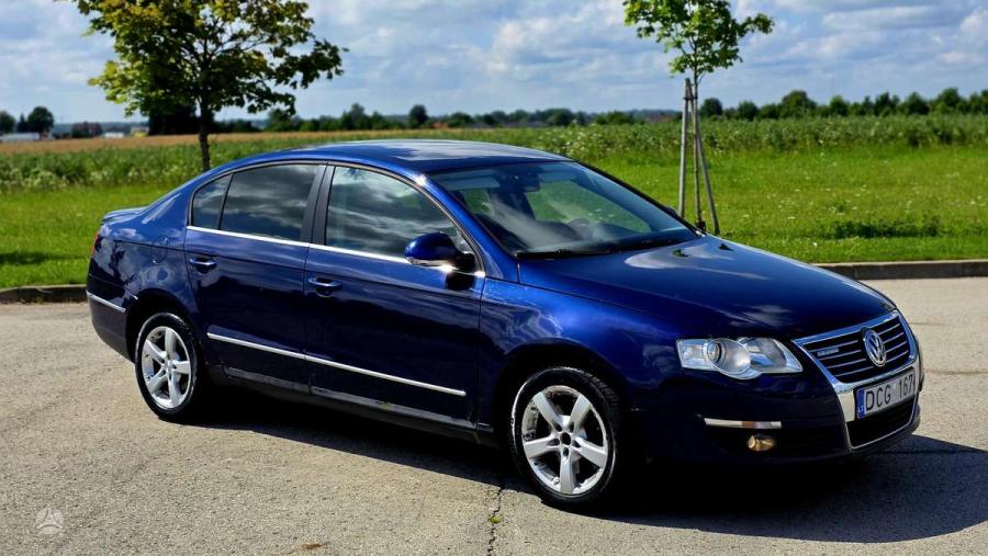 Blue Volkswagen Passat 2006 in Siauliai, with an engine capacity of 1.90 L and mileage of 257 thousand km for 1900 €, photo 8 on AUTOMOTO.COM.LV